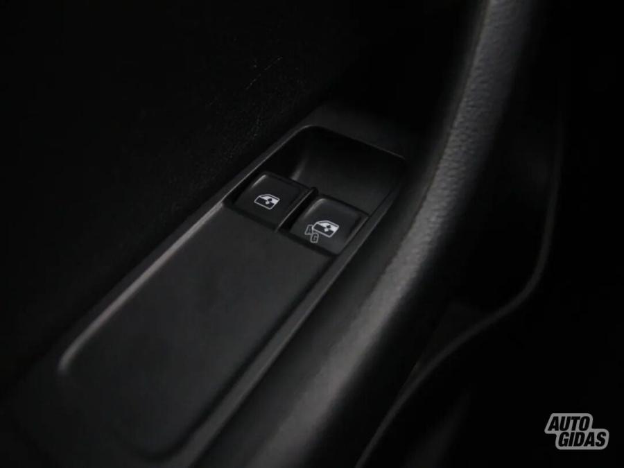 Grey Skoda Fabia 2021 in Vilnius, with an engine capacity of 1.00 L and mileage of 160 thousand km for 8799 €, photo 25 on AUTOMOTO.COM.LV