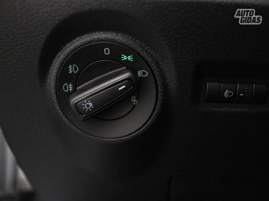 Grey Skoda Fabia 2021 in Vilnius, with an engine capacity of 1.00 L and mileage of 160 thousand km for 8799 €, photo 26 on AUTOMOTO.COM.LV