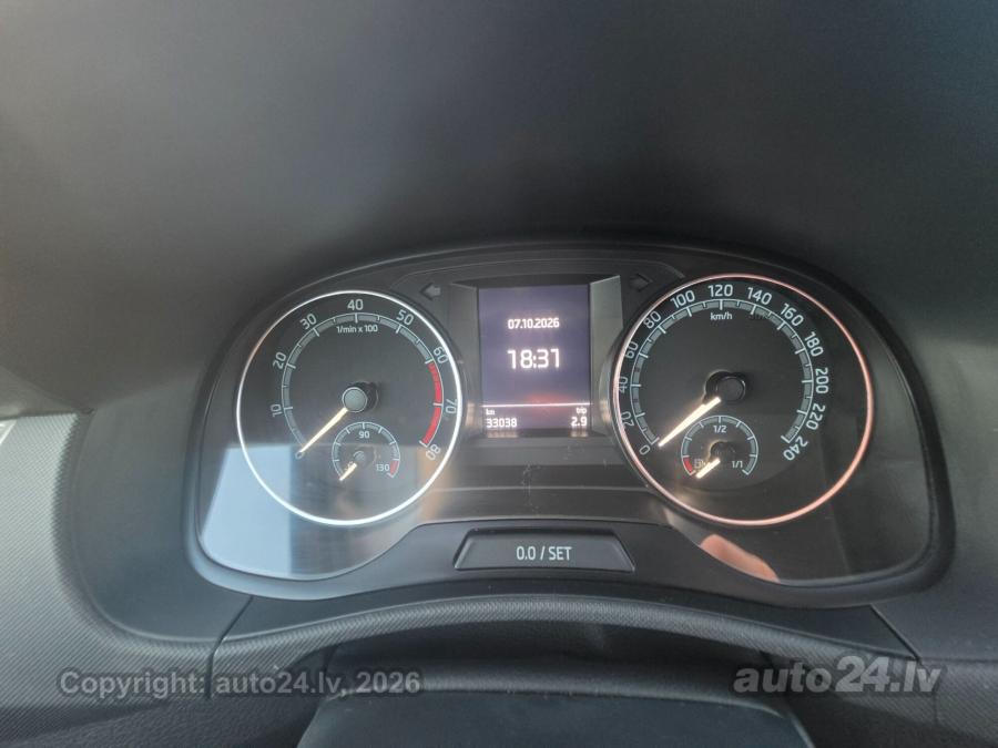 Серый Шкода Фабия 2021 в Кярдла, объемом двигателя 1.00 л и пробегом 33 тыс. км за 11000 €, фото 16 на AUTOMOTO.COM.LV