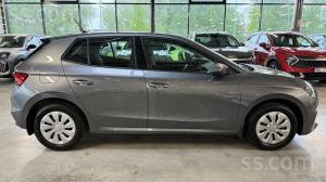 Pelēks Skoda Fabia 2022 Rīga, ar dzinēja tilpumu 1.00 L un nobraukumu 78 tūkst. km par 10900 €, foto 6 vietnē AUTOMOTO.COM.LV