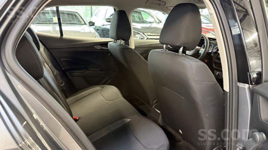 Pelēks Skoda Fabia 2022 Rīga, ar dzinēja tilpumu 1.00 L un nobraukumu 78 tūkst. km par 10900 €, foto 15 vietnē AUTOMOTO.COM.LV