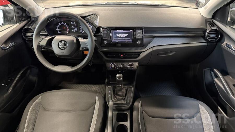 Pelēks Skoda Fabia 2022 Rīga, ar dzinēja tilpumu 1.00 L un nobraukumu 78 tūkst. km par 10900 €, foto 17 vietnē AUTOMOTO.COM.LV