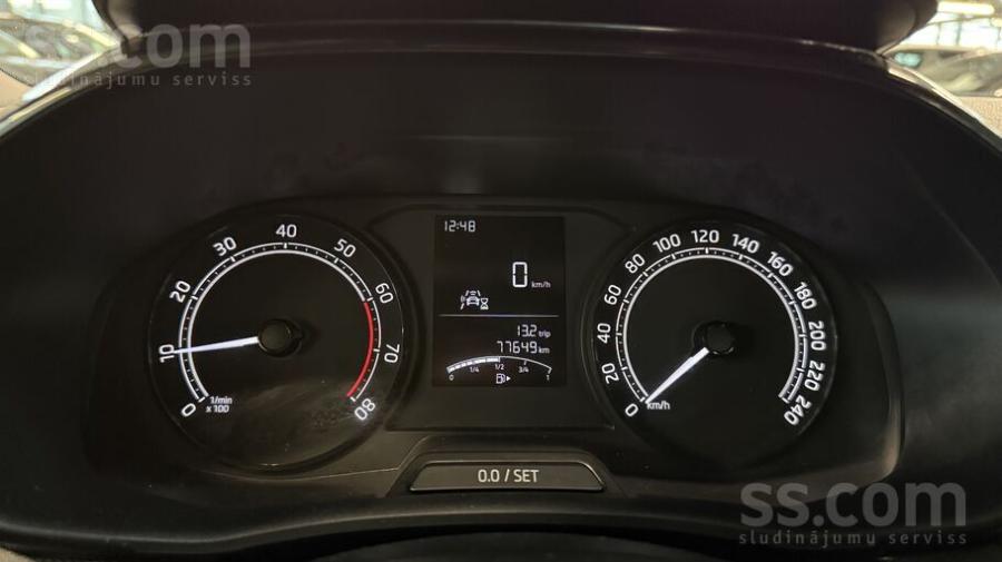 Pelēks Skoda Fabia 2022 Rīga, ar dzinēja tilpumu 1.00 L un nobraukumu 78 tūkst. km par 10900 €, foto 19 vietnē AUTOMOTO.COM.LV