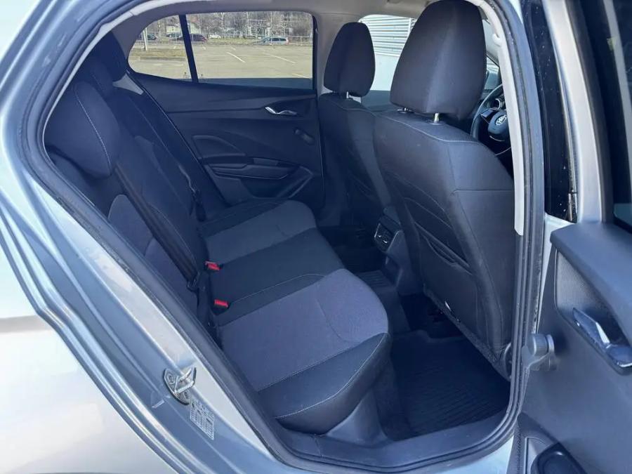 Pelēks Skoda Fabia 2022 Rīga, ar dzinēja tilpumu 1.00 L un nobraukumu 93 tūkst. km par 11900 €, foto 12 vietnē AUTOMOTO.COM.LV
