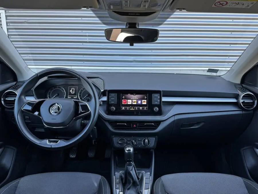 Pelēks Skoda Fabia 2022 Rīga, ar dzinēja tilpumu 1.00 L un nobraukumu 93 tūkst. km par 11900 €, foto 14 vietnē AUTOMOTO.COM.LV