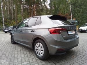 Pelēks Skoda Fabia 2022 Šveicarija, ar dzinēja tilpumu 1.00 L un nobraukumu 89 tūkst. km par 4700 €, foto  vietnē AUTOMOTO.COM.LV