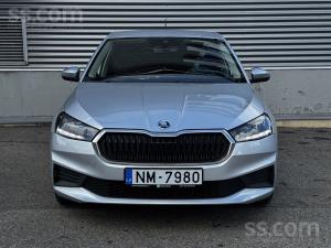 Grey Skoda Fabia 2023 in Riga, with an engine capacity of 1.00 L and mileage of 148 thousand km for 9900 €, photo 9 on AUTOMOTO.COM.LV