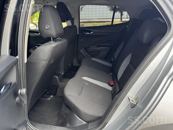 Grey Skoda Fabia 2023 in Riga, with an engine capacity of 1.00 L and mileage of 148 thousand km for 9900 €, photo 10 on AUTOMOTO.COM.LV
