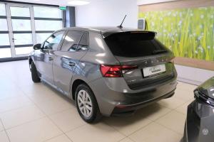Pelēks Skoda Fabia 2023 Viļņa, ar dzinēja tilpumu 1.00 L un nobraukumu 164 tūkst. km par 11250 €, foto 5 vietnē AUTOMOTO.COM.LV