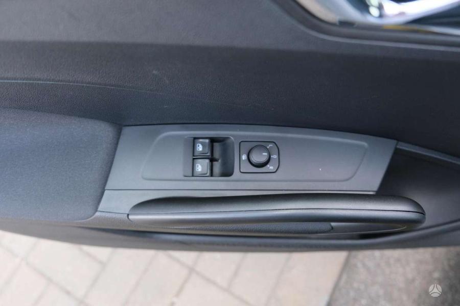 Pelēks Skoda Fabia 2023 Viļņa, ar dzinēja tilpumu 1.00 L un nobraukumu 164 tūkst. km par 11250 €, foto 23 vietnē AUTOMOTO.COM.LV