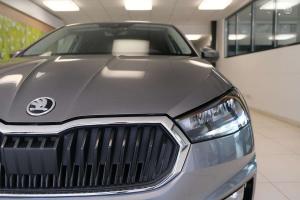Pelēks Skoda Fabia 2023 Viļņa, ar dzinēja tilpumu 1.00 L un nobraukumu 164 tūkst. km par 11250 €, foto 25 vietnē AUTOMOTO.COM.LV