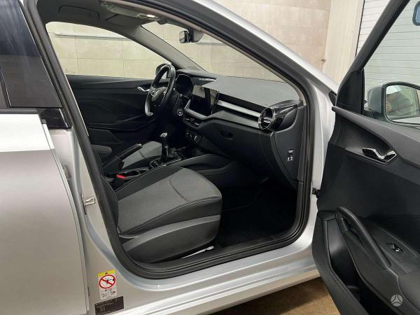Grey Skoda Fabia 2023 in Marijampole, with an engine capacity of 1.00 L and mileage of 143 thousand km for 9668 €, photo 10 on AUTOMOTO.COM.LV