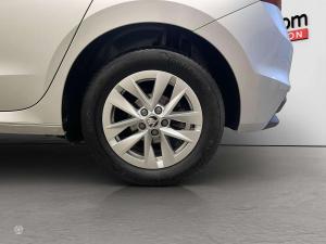 Pelēks Skoda Fabia 2023 Marijampole, ar dzinēja tilpumu 1.00 L un nobraukumu 143 tūkst. km par 9075 €, foto 15 vietnē AUTOMOTO.COM.LV