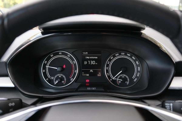 Pelēks Skoda Fabia 2023 Viļņa, ar dzinēja tilpumu 1.00 L un nobraukumu 111 tūkst. km par 11950 €, foto 7 vietnē AUTOMOTO.COM.LV