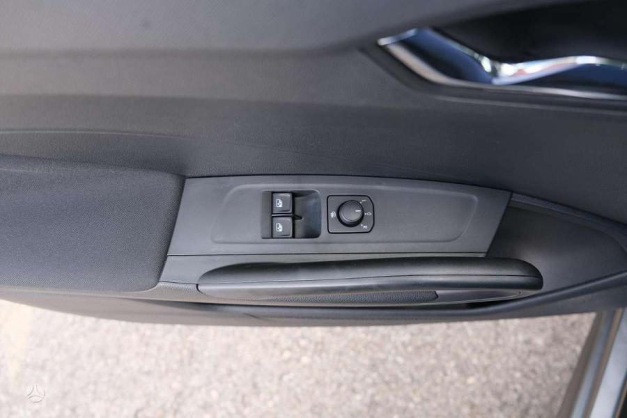 Pelēks Skoda Fabia 2023 Viļņa, ar dzinēja tilpumu 1.00 L un nobraukumu 111 tūkst. km par 11950 €, foto 23 vietnē AUTOMOTO.COM.LV