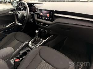 Pelēks Skoda Fabia 2023 Rīga, ar dzinēja tilpumu 1.00 L un nobraukumu 59 tūkst. km par 17290 €, foto 10 vietnē AUTOMOTO.COM.LV