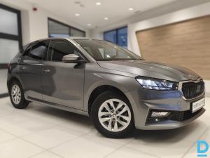Pelēks Skoda Fabia 2024 Rīga, ar dzinēja tilpumu 1.00 L un nobraukumu 32 tūkst. km par 15990 €, foto  vietnē AUTOMOTO.COM.LV