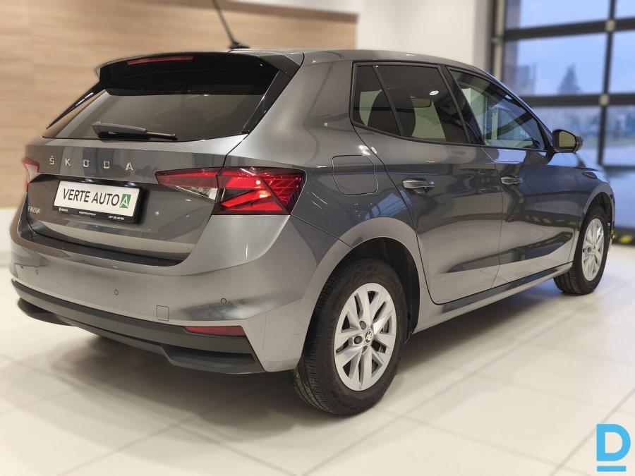 Pelēks Skoda Fabia 2024 Rīga, ar dzinēja tilpumu 1.00 L un nobraukumu 32 tūkst. km par 15990 €, foto 4 vietnē AUTOMOTO.COM.LV
