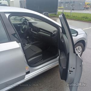 Серый Шкода Фабия 2024 в Таллин, объемом двигателя 1.00 л и пробегом 4 тыс. км за 20000 €, фото 6 на AUTOMOTO.COM.LV