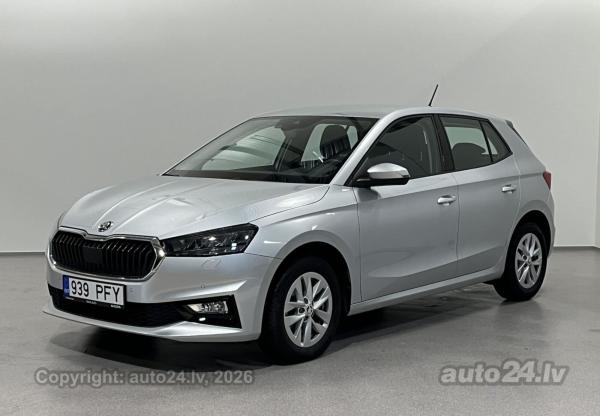 Grey Skoda Fabia 2024 in Tallinn, with an engine capacity of 1.00 L and mileage of 41 thousand km for 16490 €, photo 1 on AUTOMOTO.COM.LV