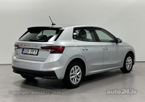Grey Skoda Fabia 2024 in Tallinn, with an engine capacity of 1.00 L and mileage of 41 thousand km for 16490 €, photo 3 on AUTOMOTO.COM.LV