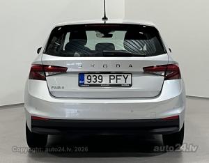 Grey Skoda Fabia 2024 in Tallinn, with an engine capacity of 1.00 L and mileage of 41 thousand km for 16490 €, photo 20 on AUTOMOTO.COM.LV