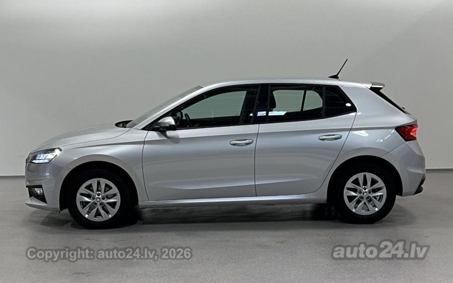 Grey Skoda Fabia 2024 in Tallinn, with an engine capacity of 1.00 L and mileage of 41 thousand km for 16490 €, photo 21 on AUTOMOTO.COM.LV