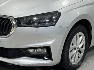 Grey Skoda Fabia 2024 in Tallinn, with an engine capacity of 1.00 L and mileage of 41 thousand km for 16490 €, photo 22 on AUTOMOTO.COM.LV