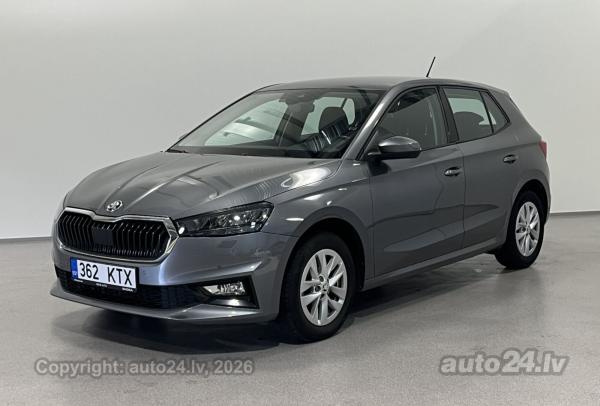 Grey Skoda Fabia 2024 in Tallinn, with an engine capacity of 1.00 L and mileage of 41 thousand km for 16490 €, photo 1 on AUTOMOTO.COM.LV