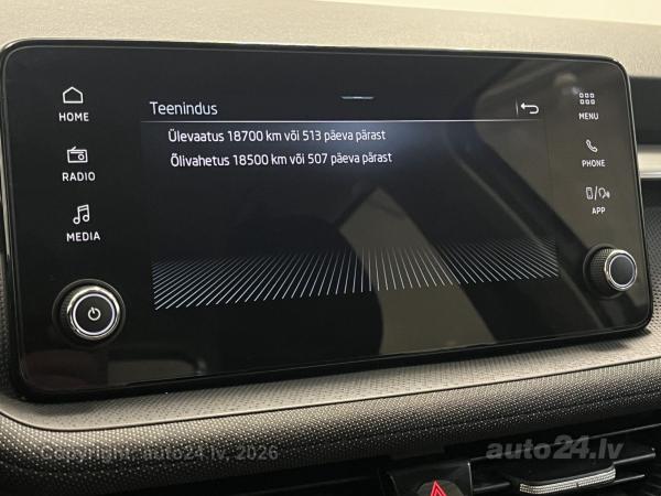 Grey Skoda Fabia 2024 in Tallinn, with an engine capacity of 1.00 L and mileage of 41 thousand km for 16490 €, photo 8 on AUTOMOTO.COM.LV