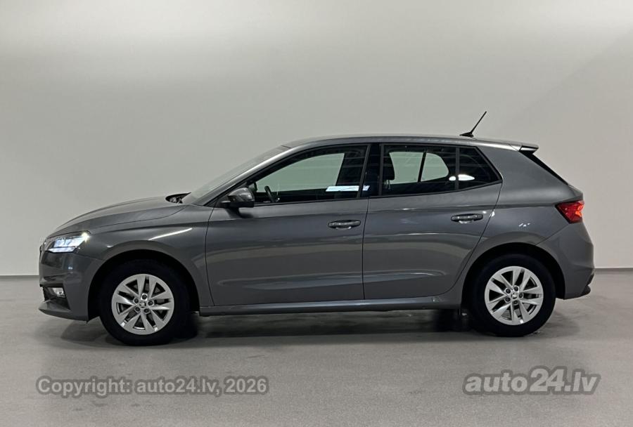 Grey Skoda Fabia 2024 in Tallinn, with an engine capacity of 1.00 L and mileage of 41 thousand km for 16490 €, photo 19 on AUTOMOTO.COM.LV