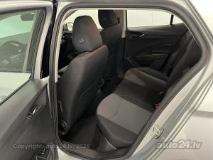 Grey Skoda Fabia 2024 in Tallinn, with an engine capacity of 1.00 L and mileage of 50 thousand km for 16490 €, photo 15 on AUTOMOTO.COM.LV