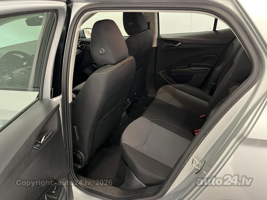 Grey Skoda Fabia 2024 in Tallinn, with an engine capacity of 1.00 L and mileage of 50 thousand km for 16490 €, photo 15 on AUTOMOTO.COM.LV