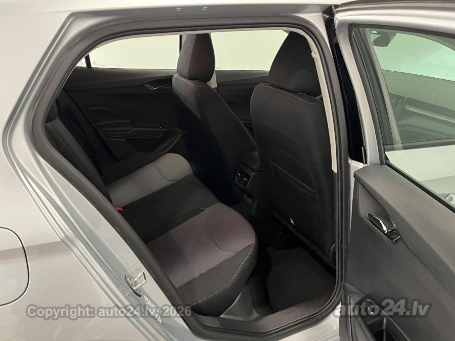 Grey Skoda Fabia 2024 in Tallinn, with an engine capacity of 1.00 L and mileage of 50 thousand km for 16490 €, photo 16 on AUTOMOTO.COM.LV