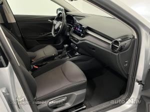 Grey Skoda Fabia 2024 in Tallinn, with an engine capacity of 1.00 L and mileage of 50 thousand km for 16490 €, photo 17 on AUTOMOTO.COM.LV