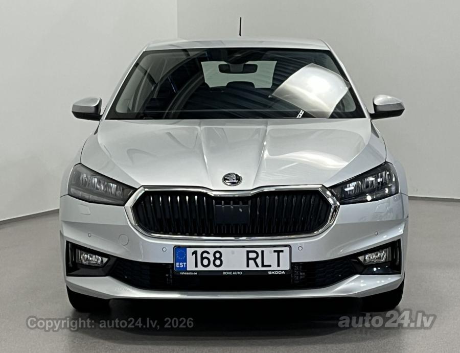 Pelēks Skoda Fabia 2024 Tallina, ar dzinēja tilpumu 1.00 L un nobraukumu 30 tūkst. km par 17490 €, foto 17 vietnē AUTOMOTO.COM.LV