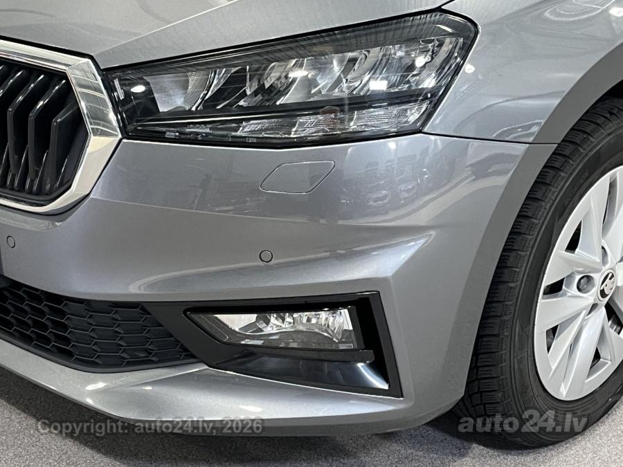 Pelēks Skoda Fabia 2024 Tallina, ar dzinēja tilpumu 1.00 L un nobraukumu 28 tūkst. km par 17490 €, foto 19 vietnē AUTOMOTO.COM.LV