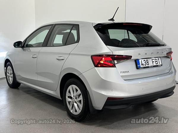 Skoda Fabia 2024 in Tallinn on AUTOMOTO.COM.LV Grey Skoda Fabia 2024 in Tallinn, with an engine capacity of 1.00 L and mileage of 43 thousand km for 15800 €, photo 6 on AUTOMOTO.COM.LV