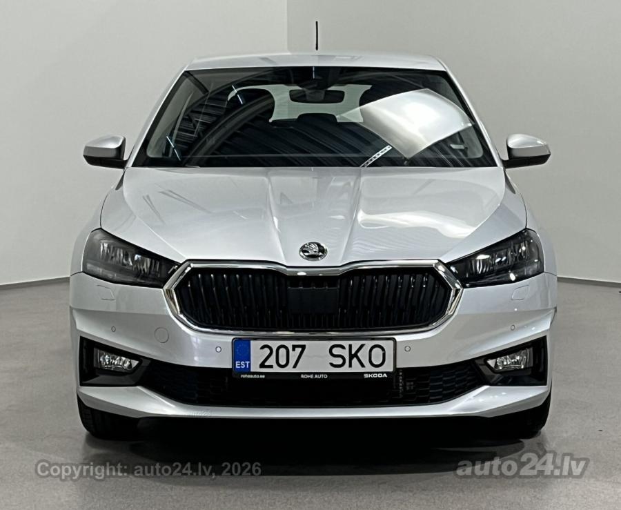 Pelēks Skoda Fabia 2025 Tallina, ar dzinēja tilpumu 1.00 L un nobraukumu 5 tūkst. km par 19900 €, foto 17 vietnē AUTOMOTO.COM.LV