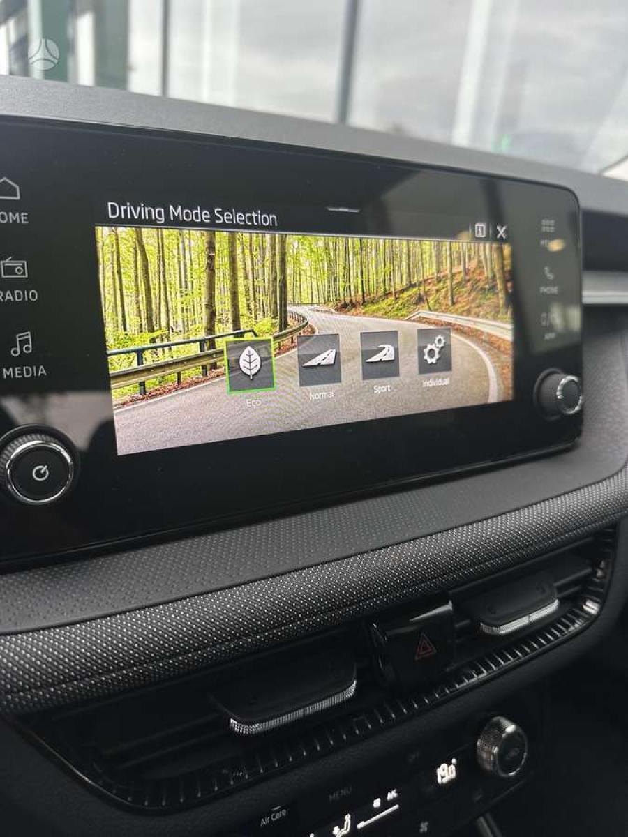 Серый Шкода Фабия 2025 в Клайпеда, объемом двигателя 1.00 л и пробегом 13 тыс. км за 17700 €, фото 20 на AUTOMOTO.COM.LV