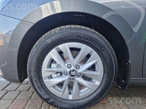 Grey Skoda Fabia 2026 in Jelgava, with an engine capacity of 1.00 L and mileage of 0 thousand km for 19500 €, photo 5 on AUTOMOTO.COM.LV