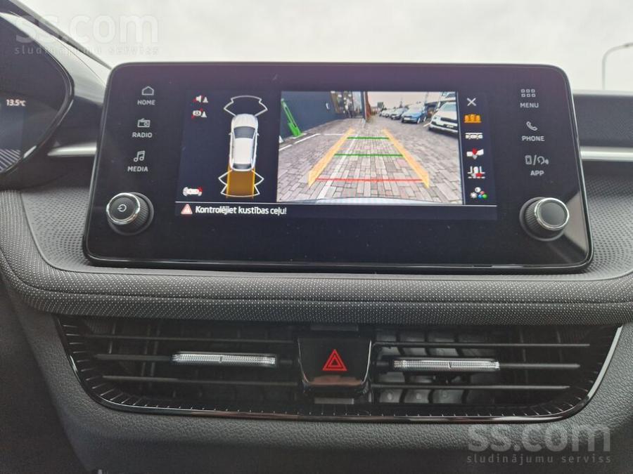 Pelēks Skoda Fabia 2026 Jelgava, ar dzinēja tilpumu 1.00 L un nobraukumu 0 tūkst. km par 19700 €, foto 11 vietnē AUTOMOTO.COM.LV
