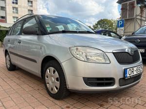 Pelēks Skoda Fabia 2009 Rīga, ar dzinēja tilpumu 1.20 L un nobraukumu 0 tūkst. km par 2600 €, foto  vietnē AUTOMOTO.COM.LV
