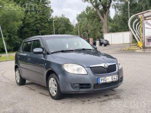 Pelēks Skoda Fabia 2008 Rīga, ar dzinēja tilpumu 1.20 L un nobraukumu 230 tūkst. km par 1300 €, foto 8 vietnē AUTOMOTO.COM.LV