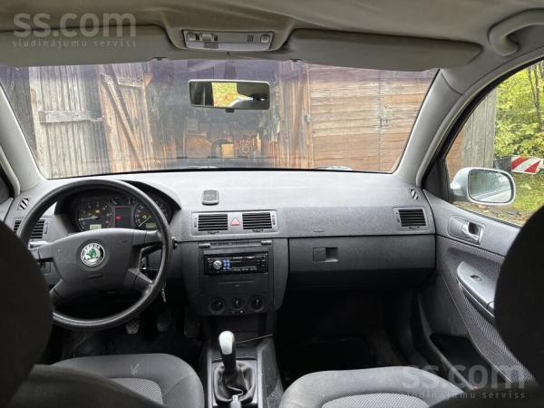 Pelēks Skoda Fabia 2000 Rīga, ar dzinēja tilpumu 1.30 L un nobraukumu 203 tūkst. km par 1000 €, foto 4 vietnē AUTOMOTO.COM.LV