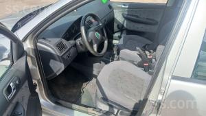 Pelēks Skoda Fabia 2001 Tukums, ar dzinēja tilpumu 1.40 L un nobraukumu 289 tūkst. km par 1500 €, foto 9 vietnē AUTOMOTO.COM.LV