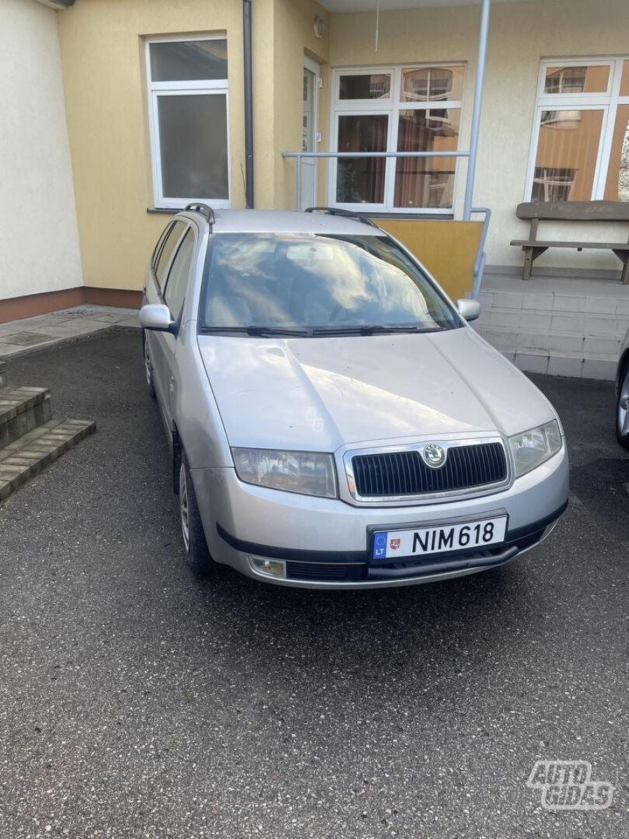 Grey Skoda Fabia 2002 in Vilnius, with an engine capacity of 1.40 L and mileage of 193 thousand km for 1000 €, photo 1 on AUTOMOTO.COM.LV