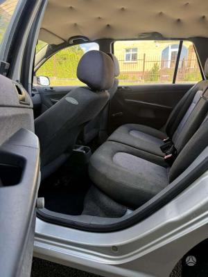 Pelēks Skoda Fabia 2003 Viļņa, ar dzinēja tilpumu 1.90 L un nobraukumu 297 tūkst. km par 1450 €, foto 11 vietnē AUTOMOTO.COM.LV