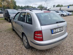 Pelēks Skoda Fabia 2003 Kauņa, ar dzinēja tilpumu 1.40 L un nobraukumu 300 tūkst. km par 399 €, foto 4 vietnē AUTOMOTO.COM.LV