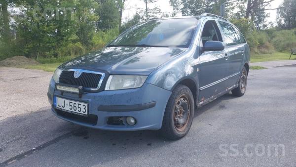 Pelēks Skoda Fabia 2004 Alūksne, ar dzinēja tilpumu 1.40 L un nobraukumu 0 tūkst. km par 750 €, foto 1 vietnē AUTOMOTO.COM.LV